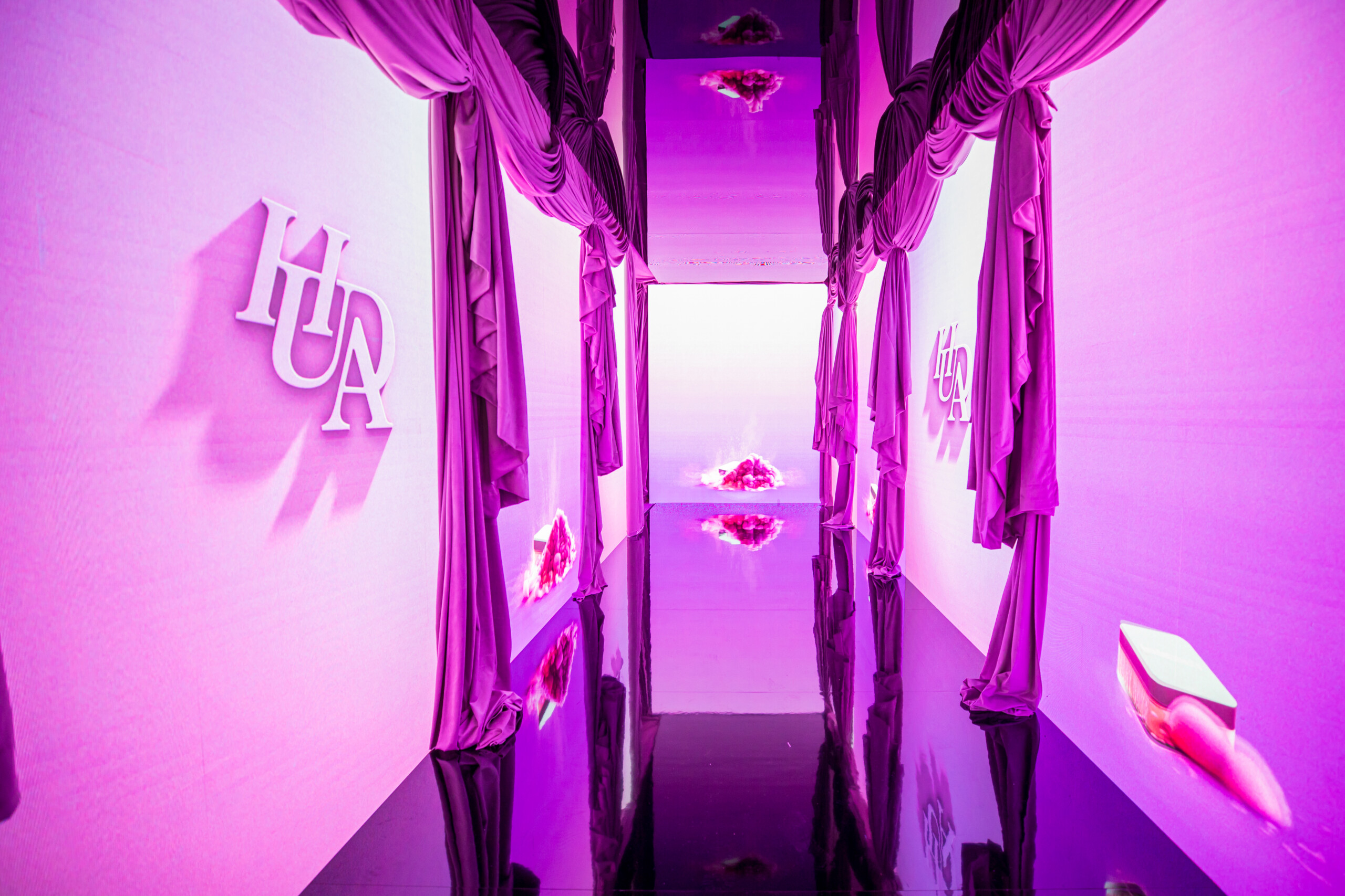 Huda Beauty, Dubai 2025 - Electra Exhibitions